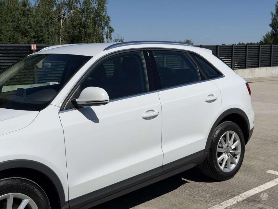 White Audi Q3 2016 in Vilnius, with an engine capacity of 1.97 L and mileage of 259 thousand km for 12900 €, photo 22 on AUTOMOTO.COM.LV