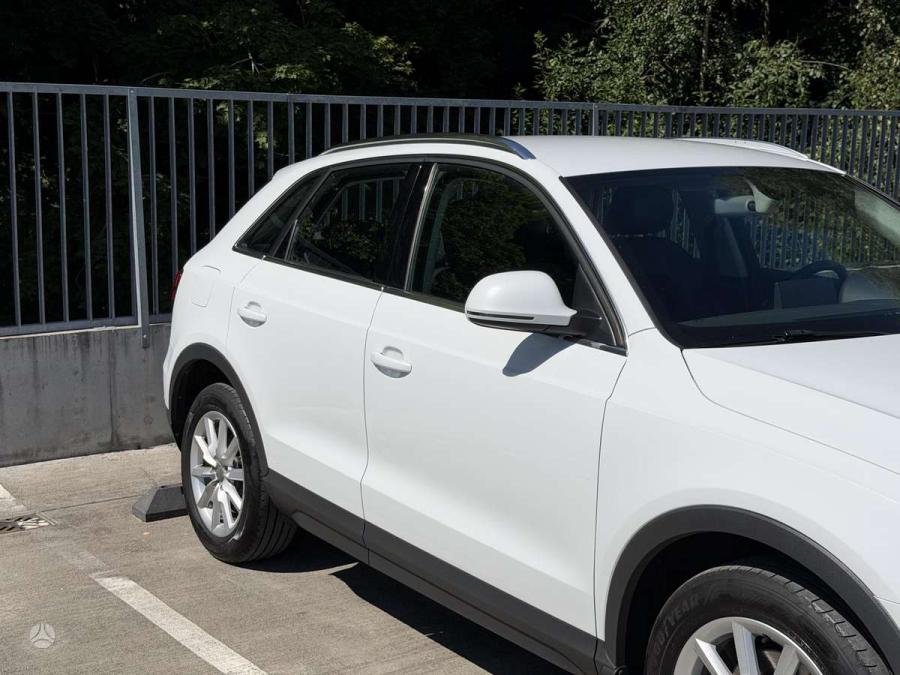 White Audi Q3 2016 in Vilnius, with an engine capacity of 1.97 L and mileage of 259 thousand km for 12900 €, photo 25 on AUTOMOTO.COM.LV