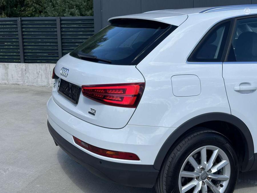 White Audi Q3 2016 in Vilnius, with an engine capacity of 1.97 L and mileage of 259 thousand km for 12900 €, photo 33 on AUTOMOTO.COM.LV