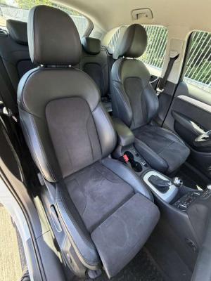 White Audi Q3 2016 in Vilnius, with an engine capacity of 1.97 L and mileage of 259 thousand km for 12900 €, photo 50 on AUTOMOTO.COM.LV