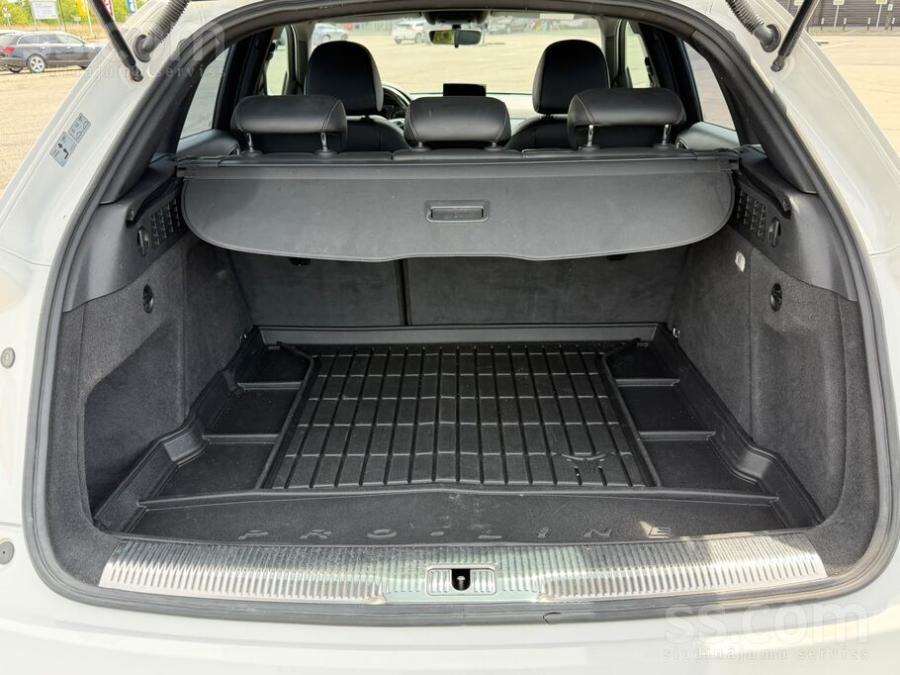 White Audi Q3 2017 in Liepaja, with an engine capacity of 2.00 L and mileage of 128 thousand km for 16500 €, photo 10 on AUTOMOTO.COM.LV