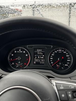 White Audi Q3 2017 in Klaipeda, with an engine capacity of 2.00 L and mileage of 140 thousand km for 13250 €, photo 18 on AUTOMOTO.COM.LV