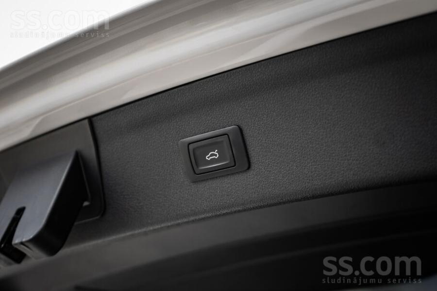 Balts Audi Q3 2017 Rīga, ar dzinēja tilpumu 2.00 L un nobraukumu 146 tūkst. km par 15950 €, foto 10 vietnē AUTOMOTO.COM.LV