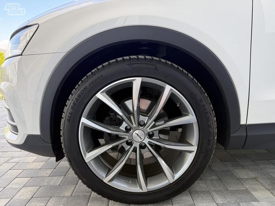White Audi Q3 2017 in Kaunas, with an engine capacity of 1.40 L and mileage of 85 thousand km for 13800 €, photo 4 on AUTOMOTO.COM.LV