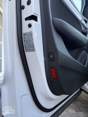White Audi Q3 2017 in Kaunas, with an engine capacity of 1.40 L and mileage of 85 thousand km for 13800 €, photo 12 on AUTOMOTO.COM.LV