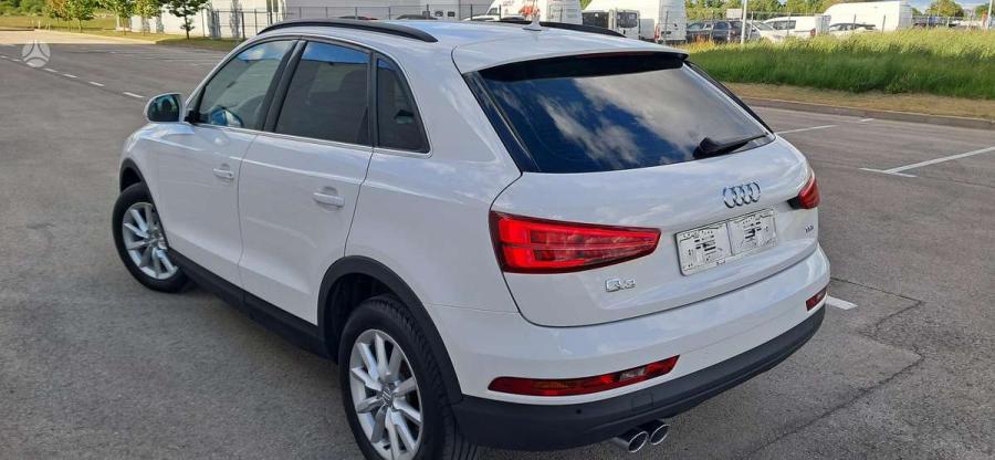 White Audi Q3 2018 in Panevezys, with an engine capacity of 2.00 L and mileage of 139 thousand km for 12900 €, photo 5 on AUTOMOTO.COM.LV