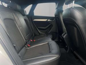 White Audi Q3 2018 in Kaunas, with an engine capacity of 2.00 L and mileage of 195 thousand km for 14499 €, photo 10 on AUTOMOTO.COM.LV