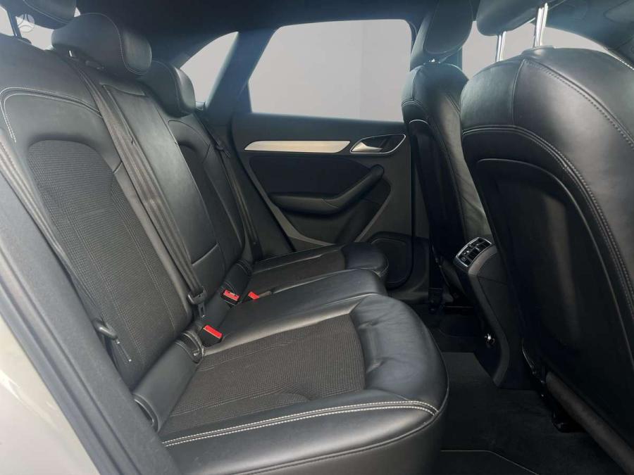 White Audi Q3 2018 in Kaunas, with an engine capacity of 2.00 L and mileage of 195 thousand km for 14499 €, photo 10 on AUTOMOTO.COM.LV