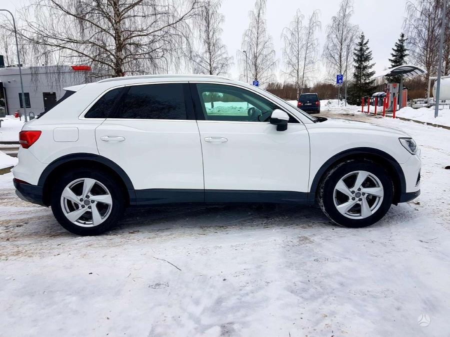 Balts Audi Q3 2019 Šauļi, ar dzinēja tilpumu 1.97 L un nobraukumu 183 tūkst. km par 18900 €, foto 3 vietnē AUTOMOTO.COM.LV