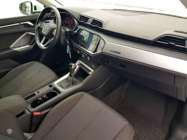 White Audi Q3 2019 in Siauliai, with an engine capacity of 1.97 L and mileage of 183 thousand km for 18900 €, photo 11 on AUTOMOTO.COM.LV