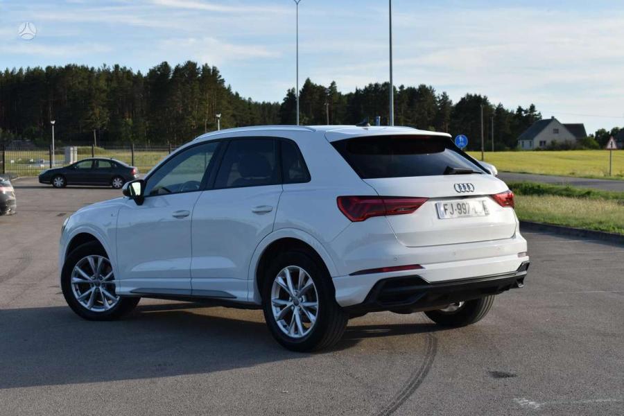 White Audi Q3 2019 in Taurage, with an engine capacity of 1.97 L and mileage of 190 thousand km for 19500 €, photo 3 on AUTOMOTO.COM.LV