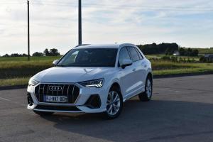 White Audi Q3 2019 in Taurage, with an engine capacity of 1.97 L and mileage of 190 thousand km for 19500 €, photo 5 on AUTOMOTO.COM.LV
