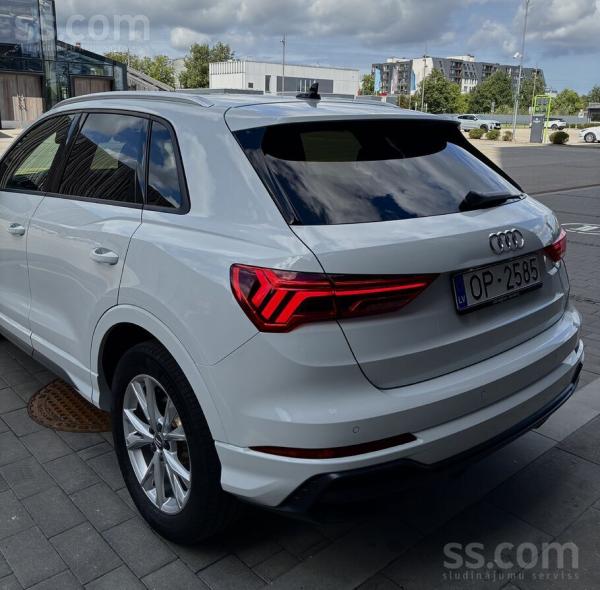 White Audi Q3 2019 in Riga, with an engine capacity of 2.00 L and mileage of 200 thousand km for 21800 €, photo 4 on AUTOMOTO.COM.LV