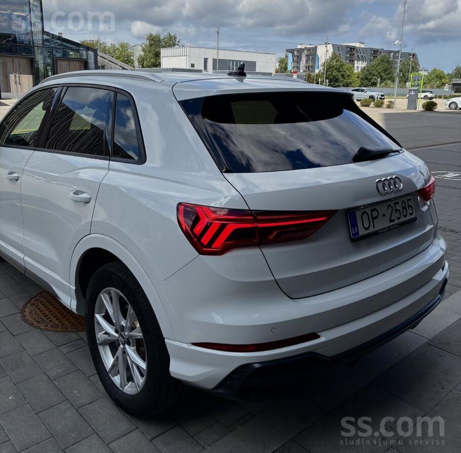 White Audi Q3 2019 in Riga, with an engine capacity of 2.00 L and mileage of 200 thousand km for 21800 €, photo 5 on AUTOMOTO.COM.LV