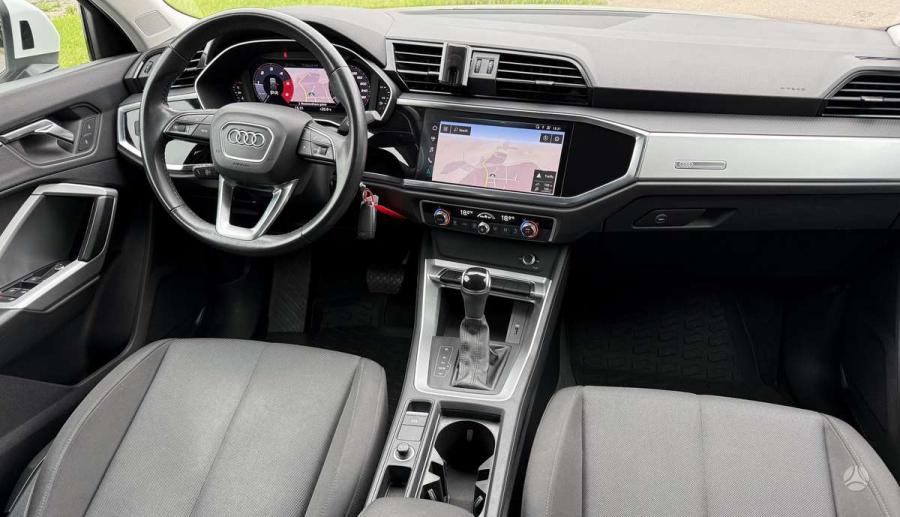 White Audi Q3 2019 in Siauliai, with an engine capacity of 1.97 L and mileage of 183 thousand km for 17200 €, photo 10 on AUTOMOTO.COM.LV
