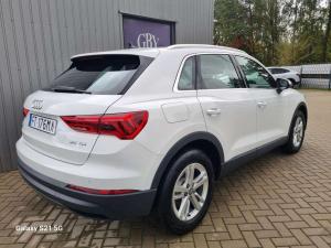 White Audi Q3 2019 in Taurage, with an engine capacity of 2.00 L and mileage of 206 thousand km for 17500 €, photo 5 on AUTOMOTO.COM.LV