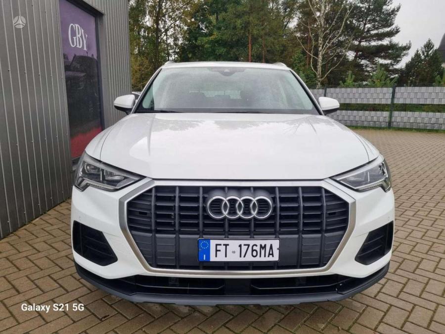 White Audi Q3 2019 in Taurage, with an engine capacity of 2.00 L and mileage of 206 thousand km for 17500 €, photo 3 on AUTOMOTO.COM.LV