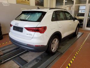 White Audi Q3 2020 in Kaunas, with an engine capacity of 1.50 L and mileage of 64 thousand km for 27499 €, photo 4 on AUTOMOTO.COM.LV