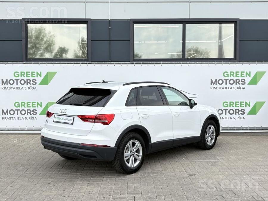 Balts Audi Q3 2020 Rīga, ar dzinēja tilpumu 1.50 L un nobraukumu 96 tūkst. km par 21500 €, foto 5 vietnē AUTOMOTO.COM.LV