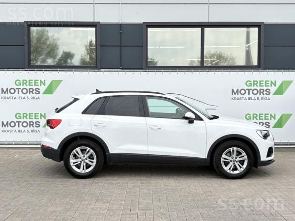 White Audi Q3 2020 in Riga, with an engine capacity of 1.50 L and mileage of 96 thousand km for 21500 €, photo 5 on AUTOMOTO.COM.LV