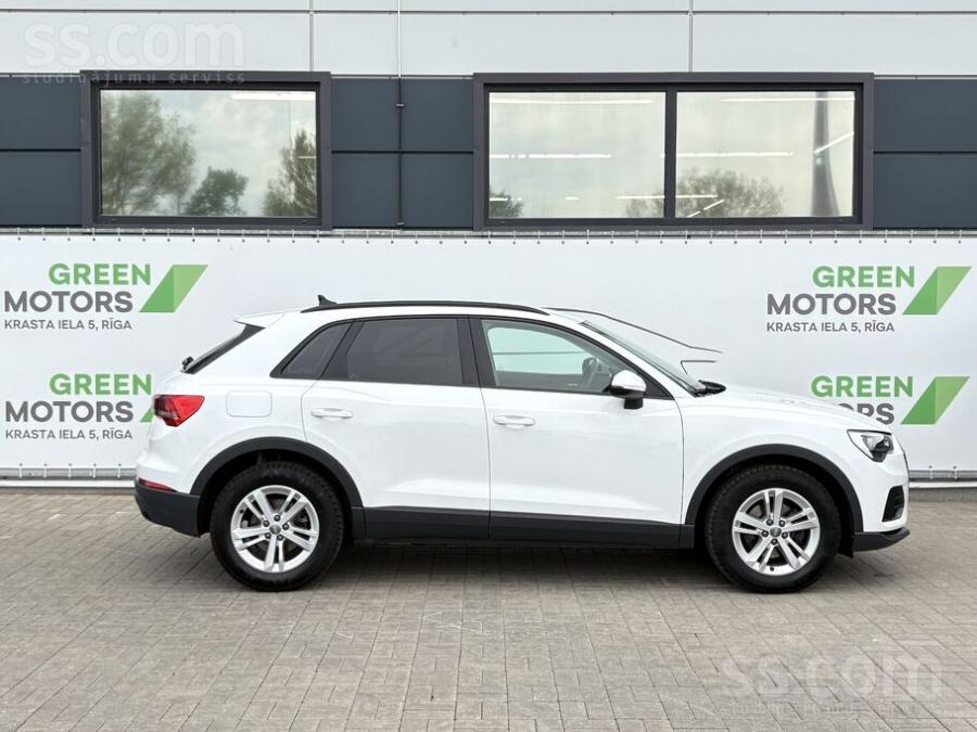 Balts Audi Q3 2020 Rīga, ar dzinēja tilpumu 1.50 L un nobraukumu 96 tūkst. km par 21500 €, foto 6 vietnē AUTOMOTO.COM.LV