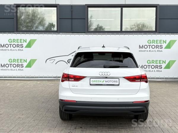 White Audi Q3 2020 in Riga, with an engine capacity of 1.50 L and mileage of 96 thousand km for 21500 €, photo 8 on AUTOMOTO.COM.LV