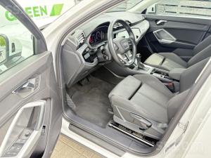 Balts Audi Q3 2020 Rīga, ar dzinēja tilpumu 1.50 L un nobraukumu 96 tūkst. km par 21500 €, foto 12 vietnē AUTOMOTO.COM.LV