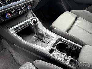 Balts Audi Q3 2020 Rīga, ar dzinēja tilpumu 1.50 L un nobraukumu 96 tūkst. km par 21500 €, foto 20 vietnē AUTOMOTO.COM.LV