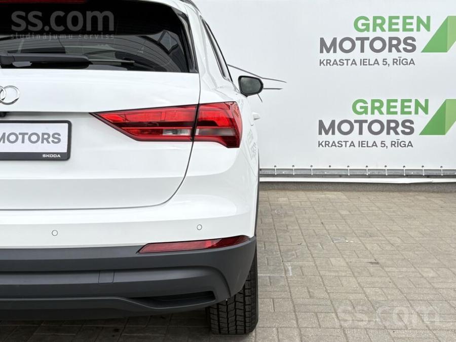 Balts Audi Q3 2020 Rīga, ar dzinēja tilpumu 1.50 L un nobraukumu 96 tūkst. km par 21500 €, foto 36 vietnē AUTOMOTO.COM.LV
