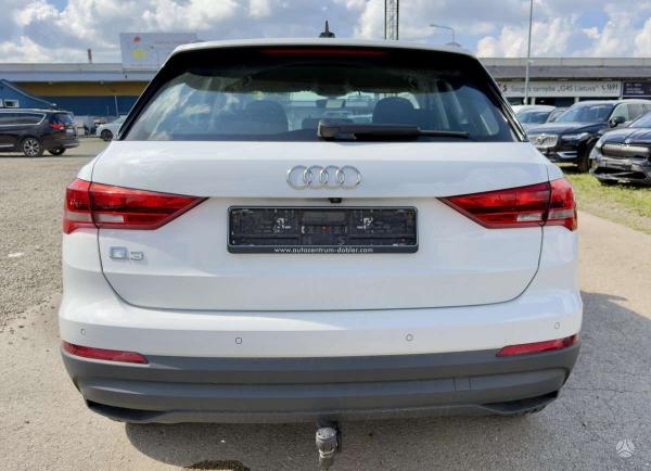Balts Audi Q3 2020 Šauļi, ar dzinēja tilpumu 1.50 L un nobraukumu 90 tūkst. km par 14450 €, foto 5 vietnē AUTOMOTO.COM.LV