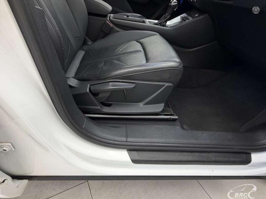 Balts Audi Q3 2020 Viļņa, ar dzinēja tilpumu 2.00 L un nobraukumu 181 tūkst. km par 17500 €, foto 8 vietnē AUTOMOTO.COM.LV