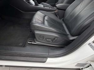 Balts Audi Q3 2020 Viļņa, ar dzinēja tilpumu 2.00 L un nobraukumu 181 tūkst. km par 17500 €, foto 22 vietnē AUTOMOTO.COM.LV