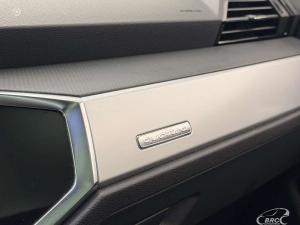 Balts Audi Q3 2020 Viļņa, ar dzinēja tilpumu 2.00 L un nobraukumu 181 tūkst. km par 17500 €, foto 28 vietnē AUTOMOTO.COM.LV