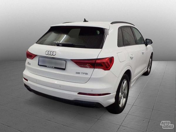White Audi Q3 2021 in Kaunas, with an engine capacity of 1.50 L and mileage of 43 thousand km for 28893 €, photo 3 on AUTOMOTO.COM.LV