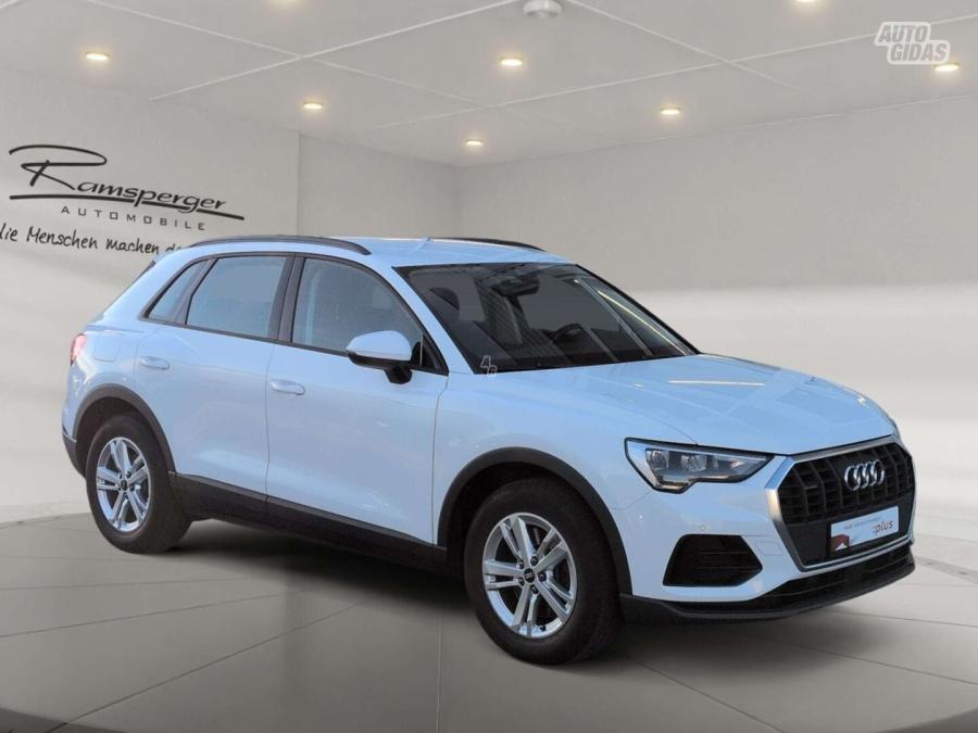 White Audi Q3 2021 in Kaunas, with an engine capacity of 2.00 L and mileage of 63 thousand km for 33092 €, photo 6 on AUTOMOTO.COM.LV