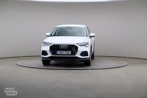 White Audi Q3 2021 in Kaunas, with an engine capacity of 0.00 L and mileage of 24 thousand km for 28236 €, photo 3 on AUTOMOTO.COM.LV