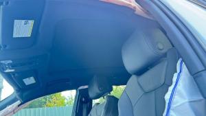 White Audi Q3 2021 in Ukmerge, with an engine capacity of 1.98 L and mileage of 61 thousand km for 9999 €, photo 12 on AUTOMOTO.COM.LV