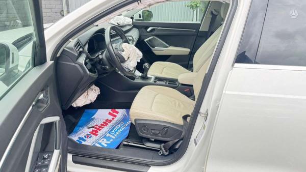 White Audi Q3 2021 in Ukmerge, with an engine capacity of 1.98 L and mileage of 95 thousand km for 8499 €, photo 10 on AUTOMOTO.COM.LV