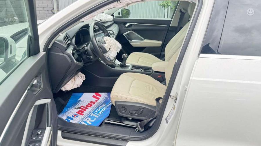 White Audi Q3 2021 in Ukmerge, with an engine capacity of 1.98 L and mileage of 95 thousand km for 8499 €, photo 11 on AUTOMOTO.COM.LV