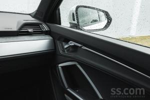 White Audi Q3 2021 in Ventspils, with an engine capacity of 1.50 L and mileage of 109 thousand km for 28450 €, photo 36 on AUTOMOTO.COM.LV