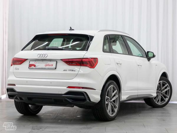 White Audi Q3 2022 in Kaunas, with an engine capacity of 1.40 L and mileage of 28 thousand km for 33197 €, photo 3 on AUTOMOTO.COM.LV