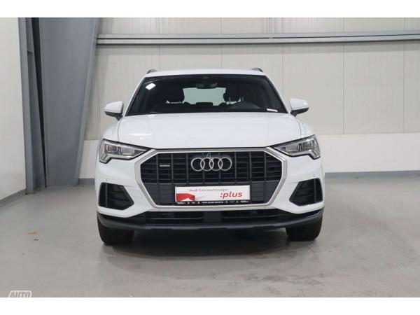 White Audi Q3 2022 in Kaunas, with an engine capacity of 2.00 L and mileage of 72 thousand km for 32669 €, photo 2 on AUTOMOTO.COM.LV