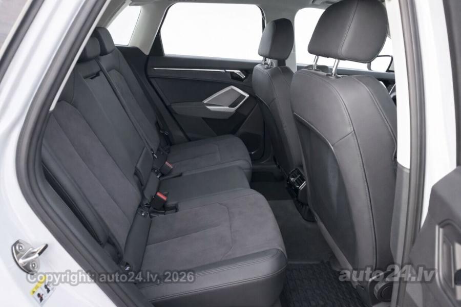 Balts Audi Q3 2022 Pērnava, ar dzinēja tilpumu 2.00 L un nobraukumu 128 tūkst. km par 31990 €, foto 4 vietnē AUTOMOTO.COM.LV