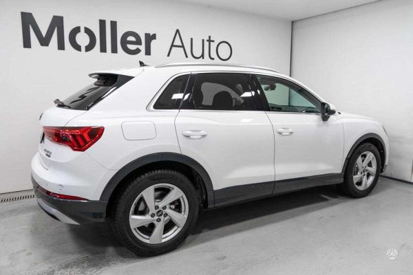 Balts Audi Q3 2022 Viļņa, ar dzinēja tilpumu 2.00 L un nobraukumu 152 tūkst. km par 24900 €, foto 4 vietnē AUTOMOTO.COM.LV