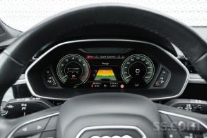White Audi Q3 2022 in Riga, with an engine capacity of 1.40 L and mileage of 98 thousand km for 26800 €, photo 26 on AUTOMOTO.COM.LV