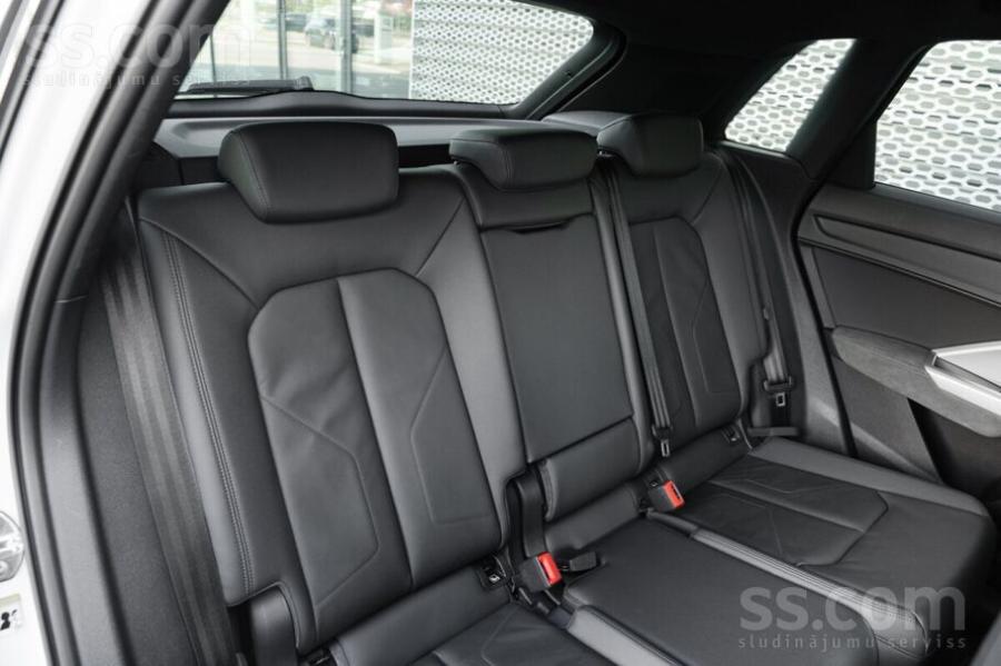 White Audi Q3 2022 in Riga, with an engine capacity of 1.40 L and mileage of 98 thousand km for 26800 €, photo 56 on AUTOMOTO.COM.LV