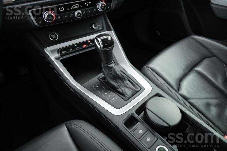 White Audi Q3 2022 in Riga, with an engine capacity of 1.40 L and mileage of 98 thousand km for 26800 €, photo 53 on AUTOMOTO.COM.LV