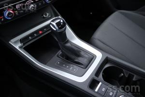Белый Ауди Ку3 2023 в Рига, объемом двигателя 1.50 л и пробегом 39 тыс. км за 27500 €, фото 21 на AUTOMOTO.COM.LV
