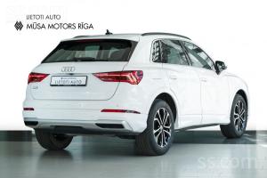 White Audi Q3 2023 in Riga, with an engine capacity of 1.50 L and mileage of 45 thousand km for 27900 €, photo 3 on AUTOMOTO.COM.LV