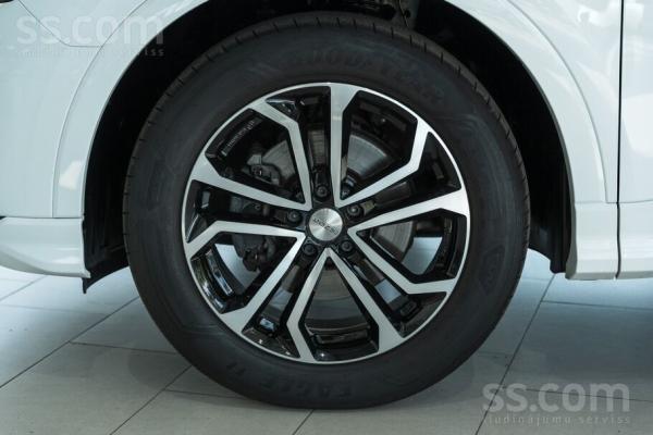 Balts Audi Q3 2023 Rīga, ar dzinēja tilpumu 1.50 L un nobraukumu 45 tūkst. km par 27900 €, foto 10 vietnē AUTOMOTO.COM.LV